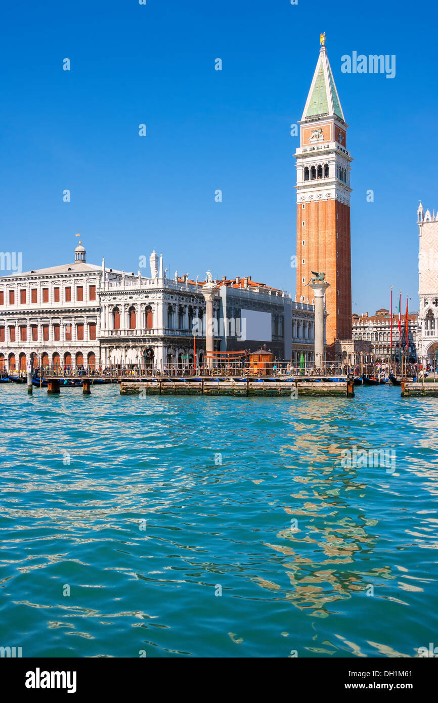 Water backgrounds venice hi-res stock photography and images - Alamy