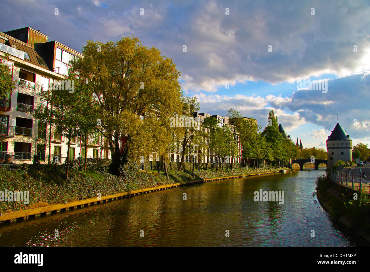 River leie hi-res stock photography and images - Alamy