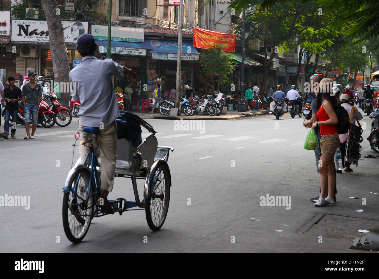 Riksja hi-res stock photography and images - Alamy