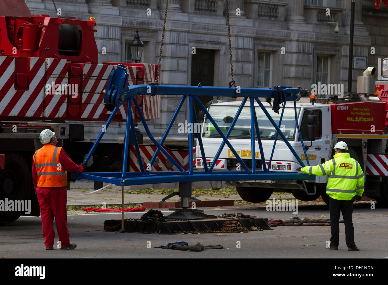 Building collapse during construction hi-res stock photography and ...