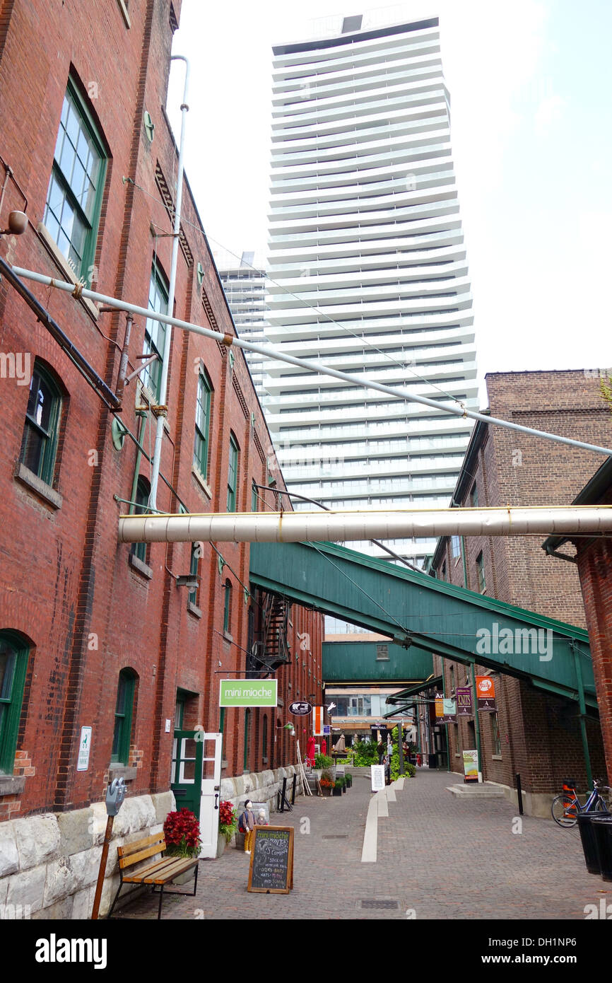 Modern distillery hi-res stock photography and images - Alamy