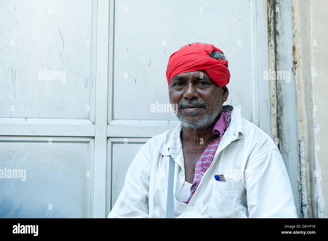 Indian laborer hi-res stock photography and images - Alamy