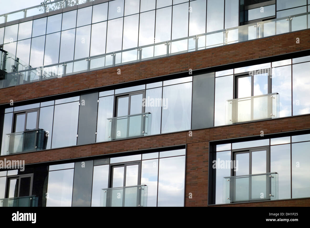 Loft windows hi-res stock photography and images - Alamy