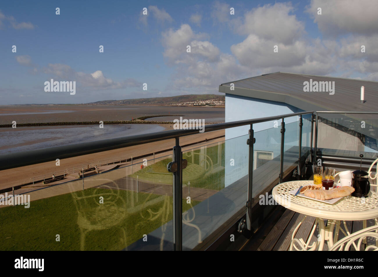 Llanelli and wales hi-res stock photography and images - Alamy