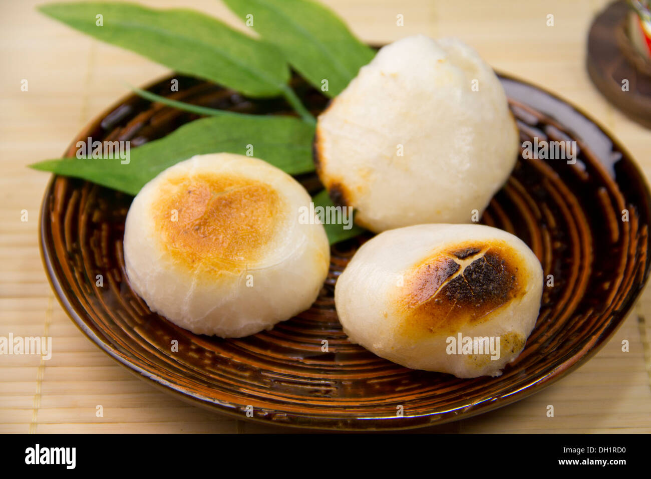 Roasted rice cake Stock Photo - Alamy
