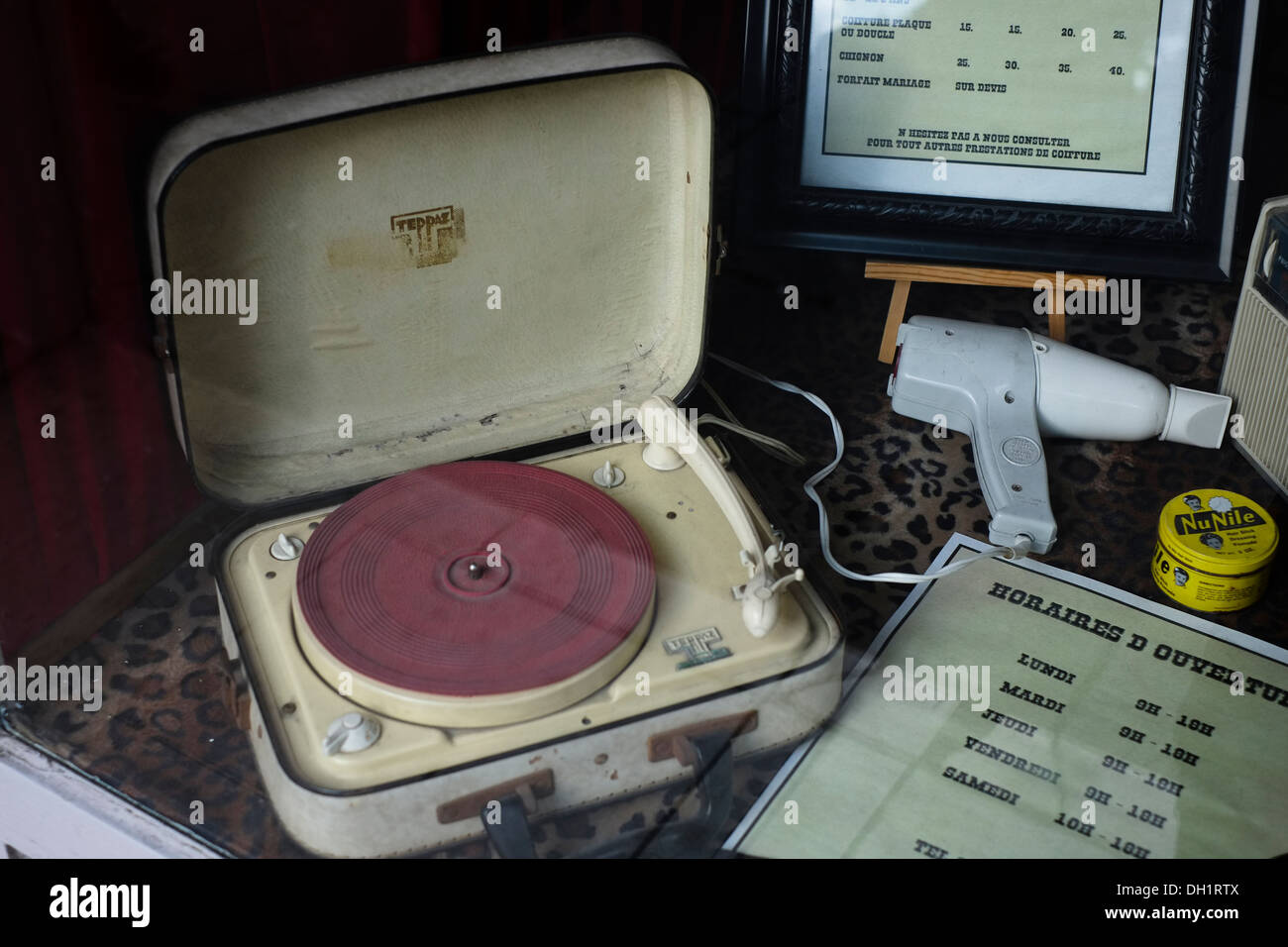 Old Record Player Stock Photo - Alamy Old Record Player Stock Photo - Alamy
