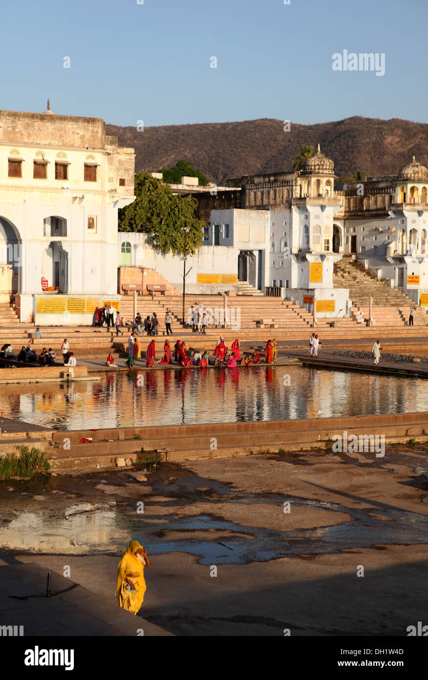 Women bathing hi-res stock photography and images - Alamy