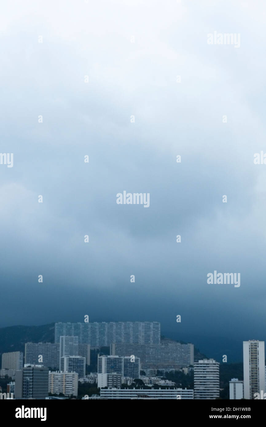 Tower block marseille hi-res stock photography and images - Alamy