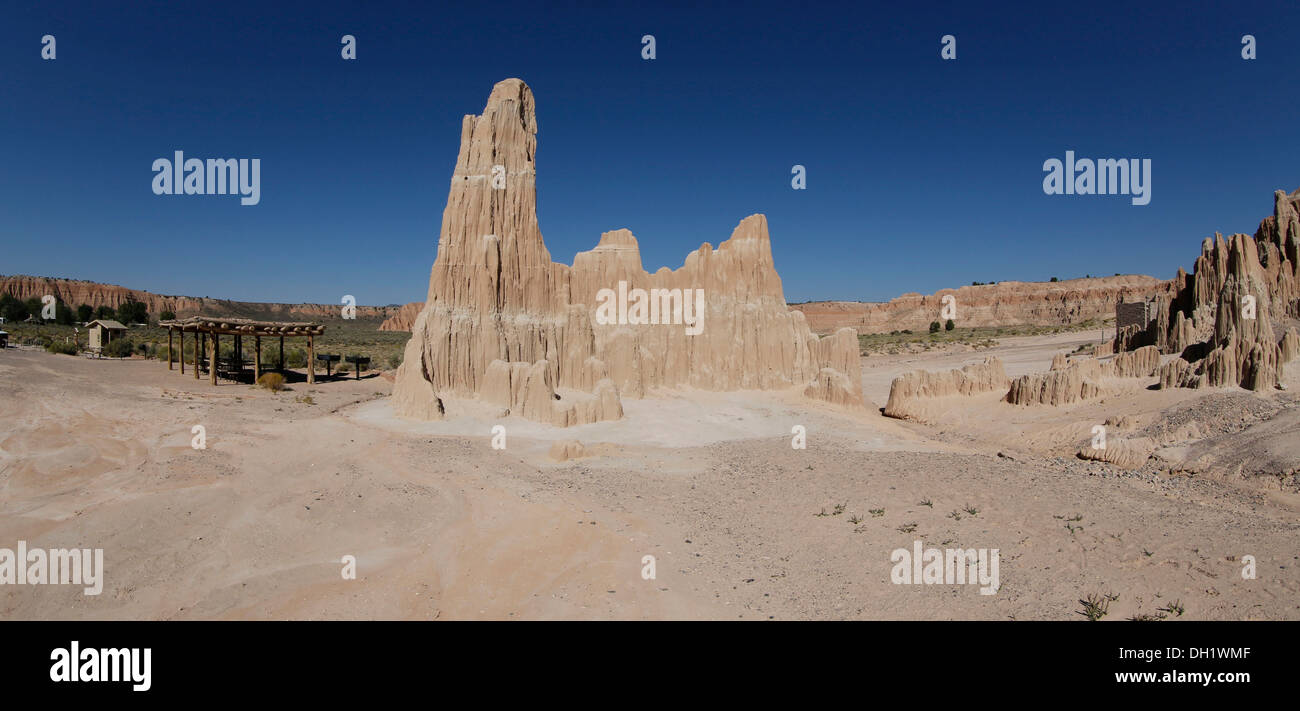 Cathedral Caves Formation, Cathedral Gorge State Park, Caliente Caldera ...