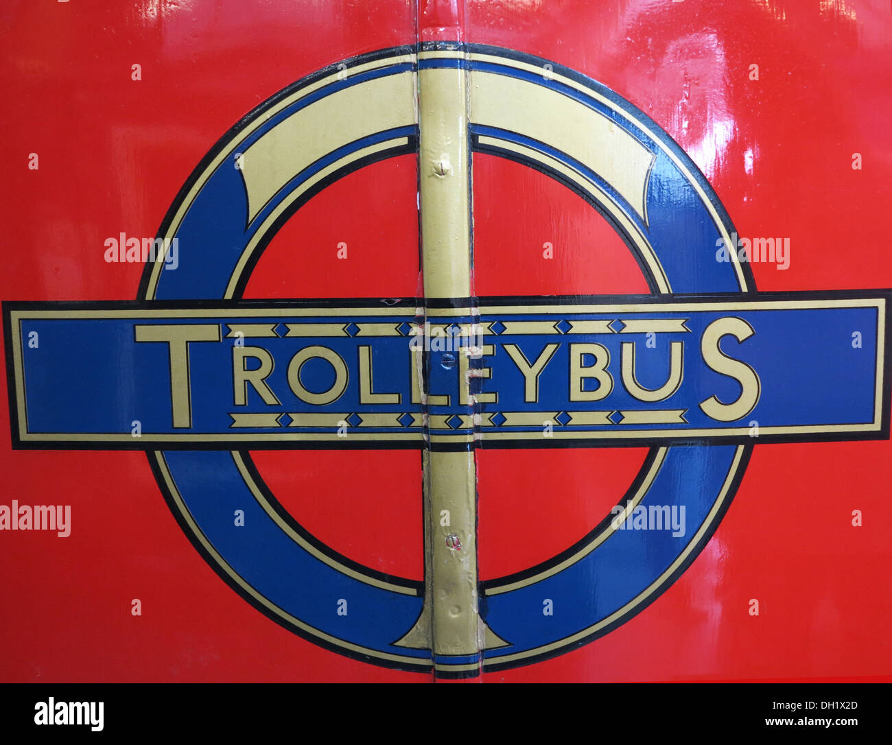 London trolleybus logo hi-res stock photography and images - Alamy