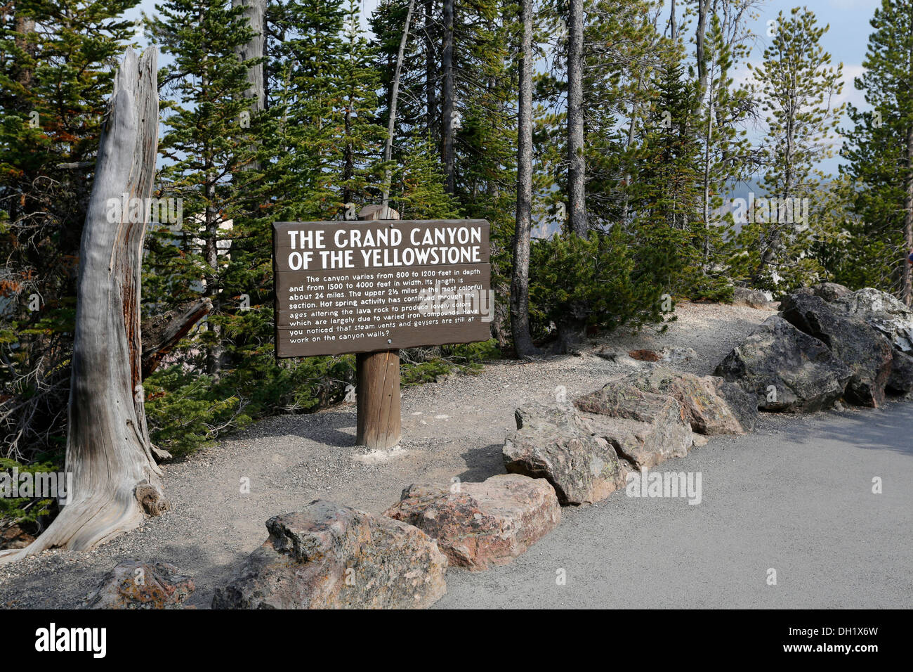 Yellowstone tourist information hi-res stock photography and images - Alamy