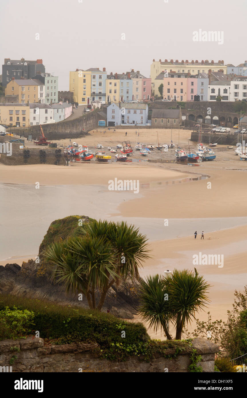 A view of Tenby Pembrokeshire from The Croft Stock Photo - Alamy