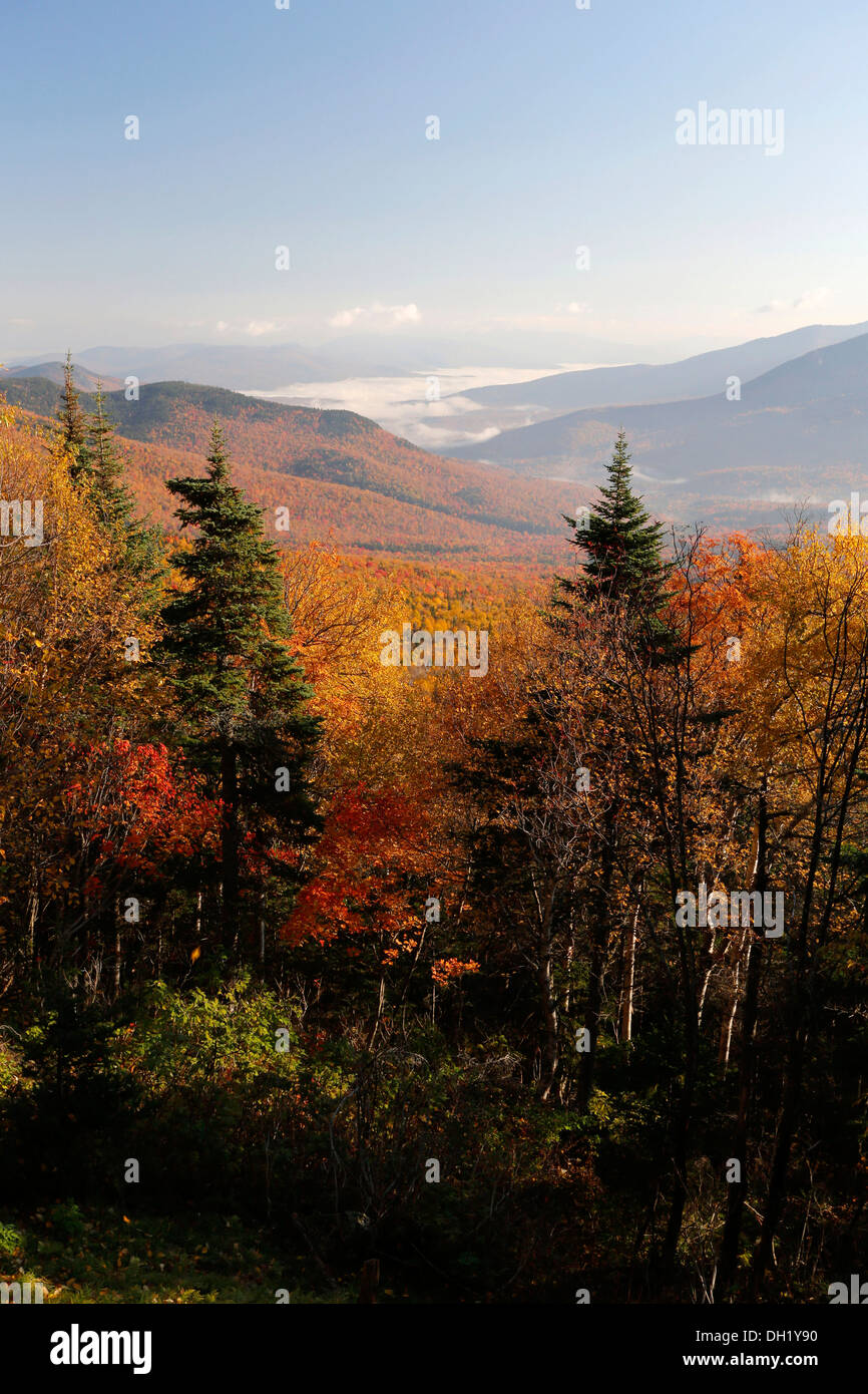 Mount washington new hampshire autumn hi-res stock photography and ...