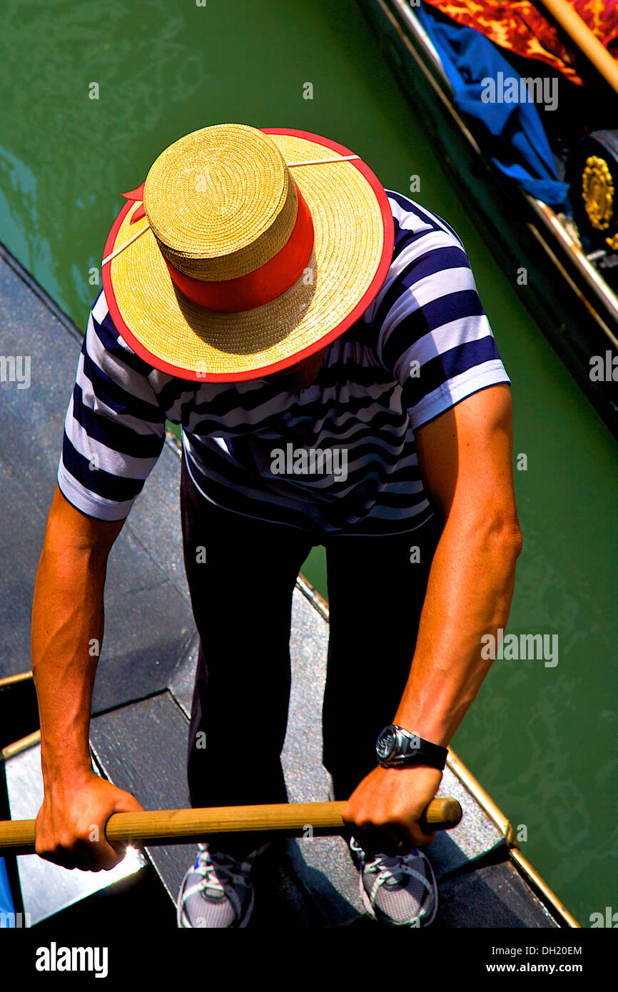 Gondolier wearing straw hat hi-res stock photography and images - Alamy