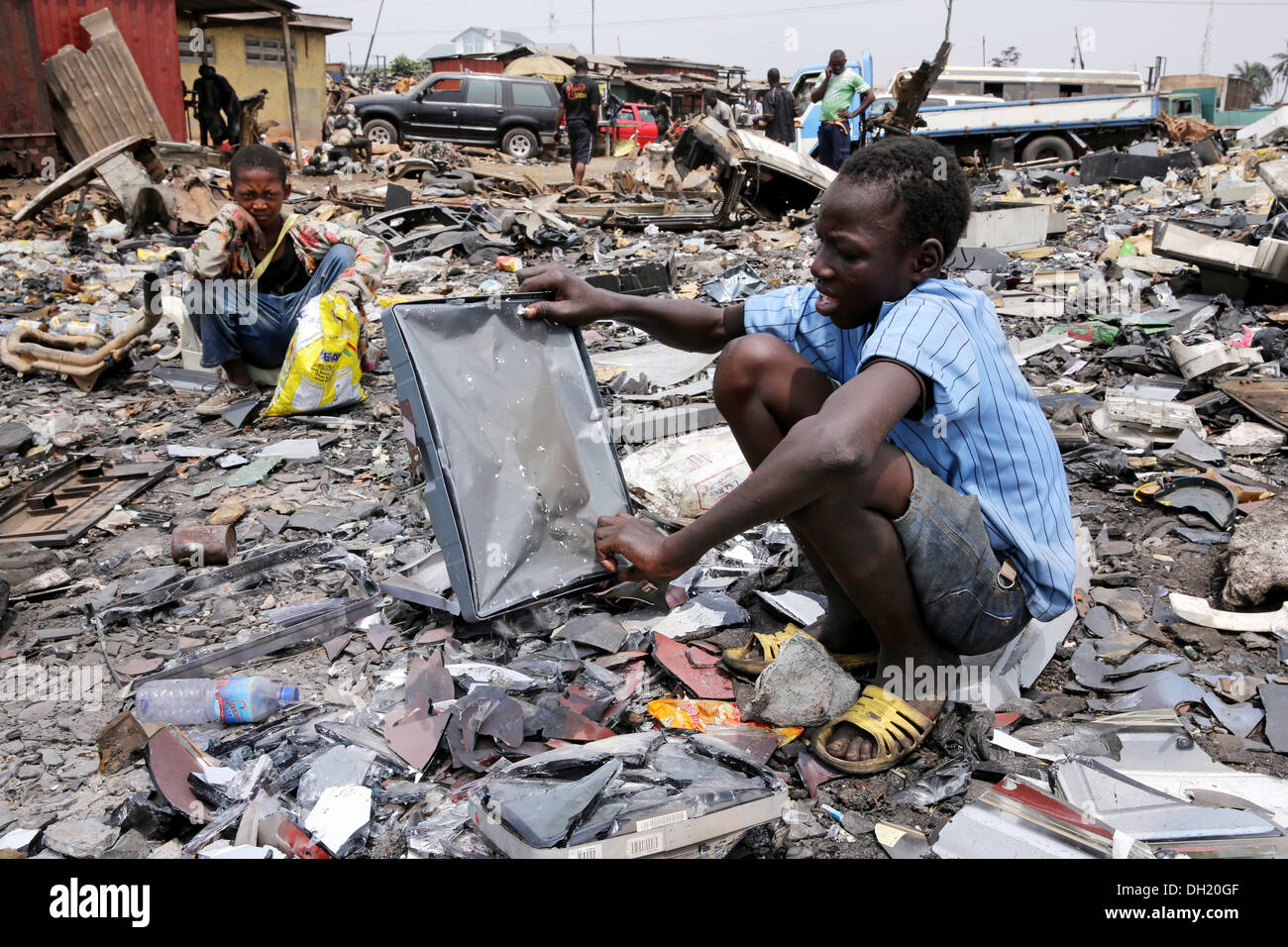 E waste recycling hi-res stock photography and images - Alamy