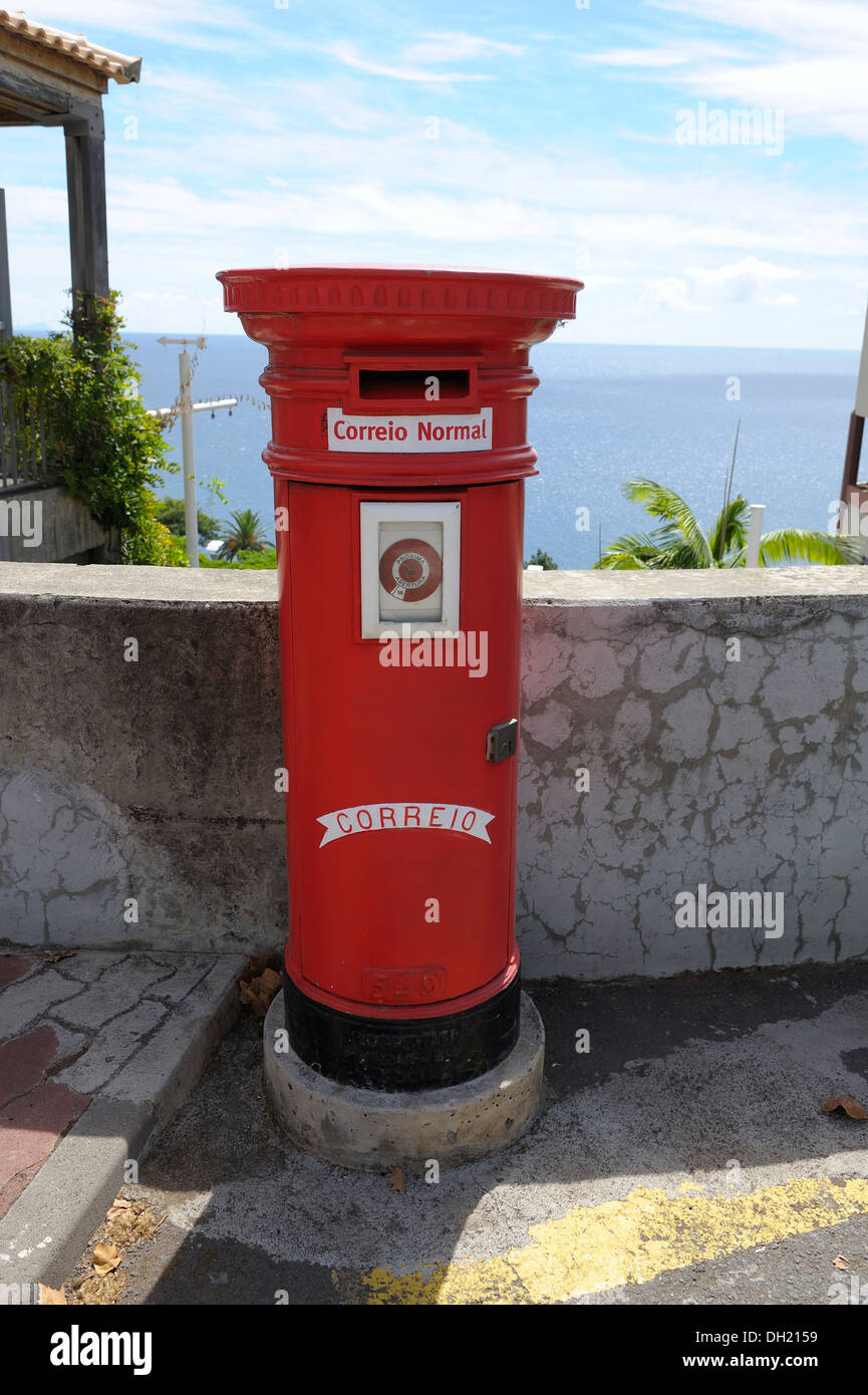 Portugal post post box hi-res stock photography and images - Alamy