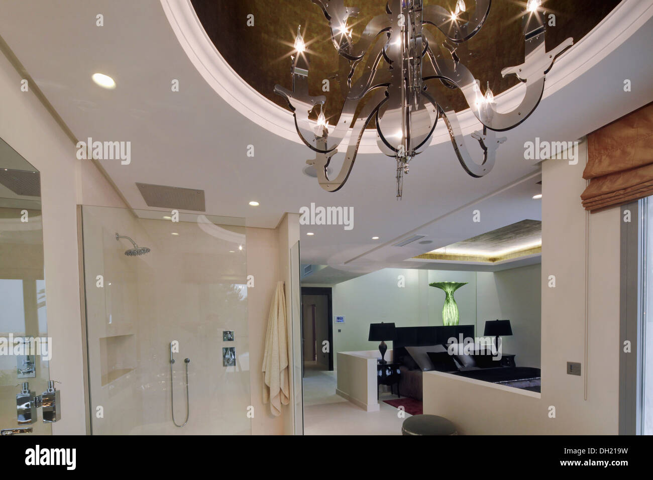 Recessed area hi-res stock photography and images - Alamy