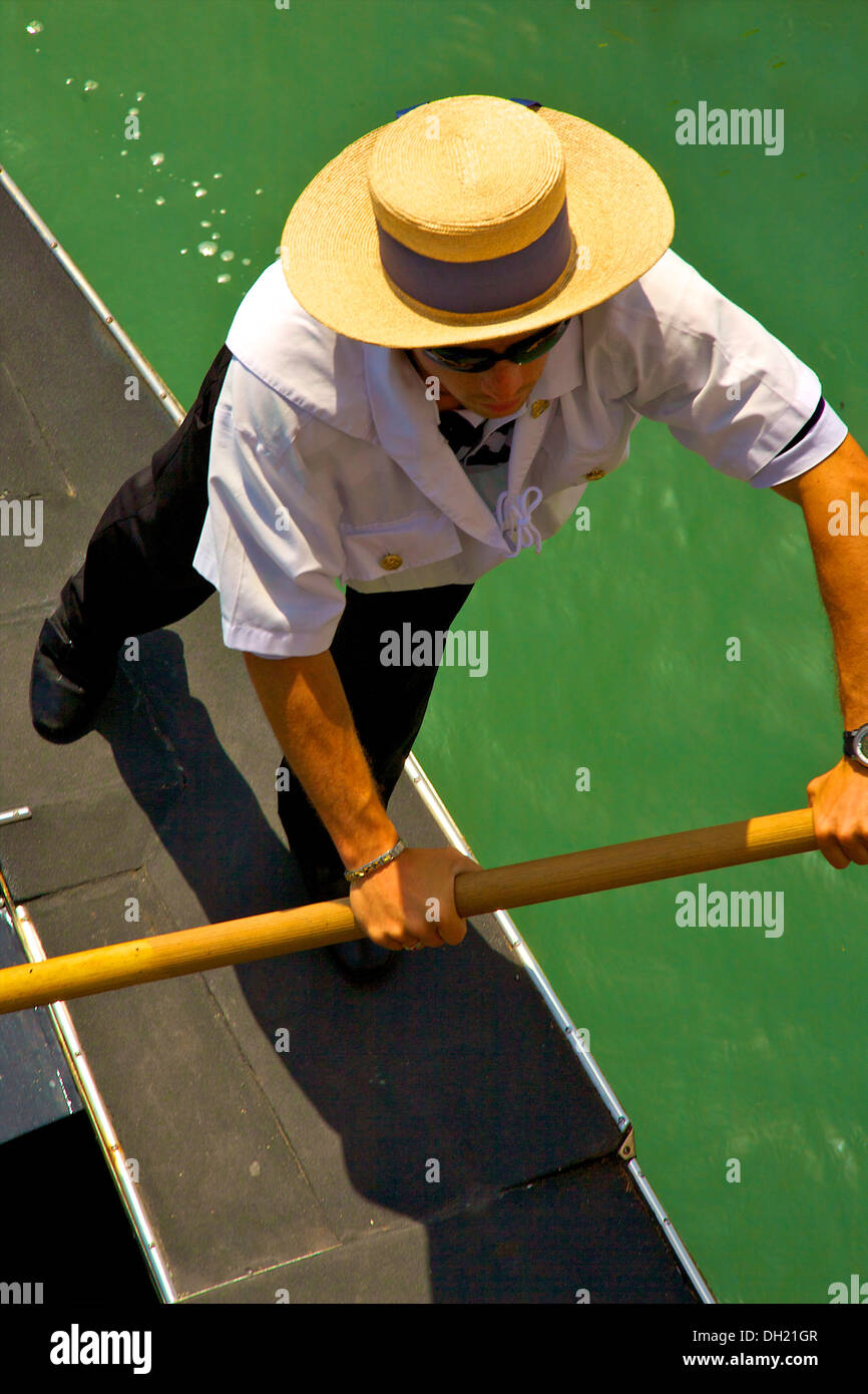 Gondolier straw hat hi-res stock photography and images - Alamy