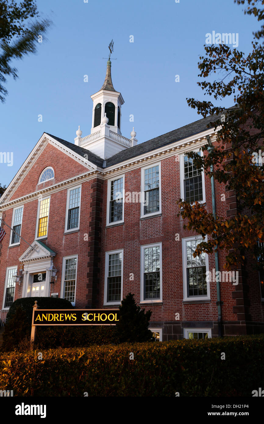 Andrews school hi-res stock photography and images - Alamy