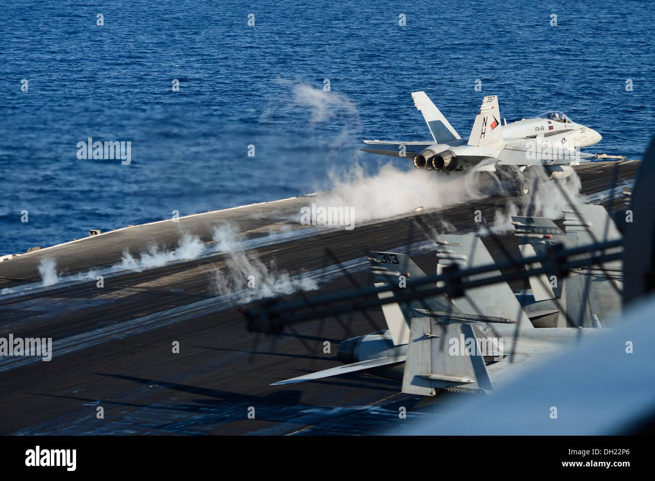 An F/A-18C Hornet assigned to the Blue Diamonds of Strike Fighter ...