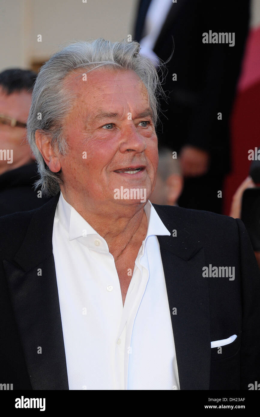 French movie star alain delon hi-res stock photography and images - Alamy