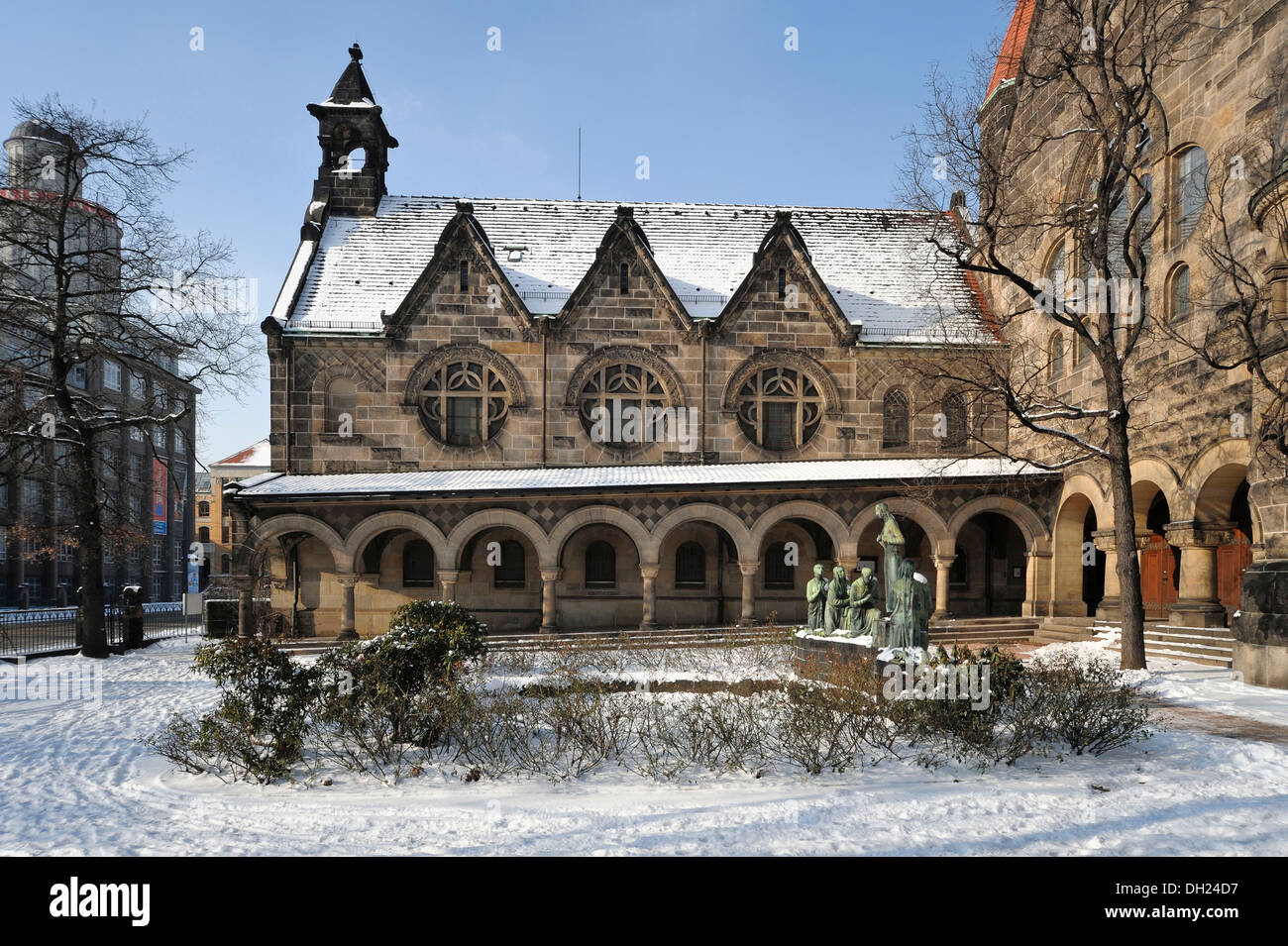 Catholic parish church sacred hi-res stock photography and images - Alamy