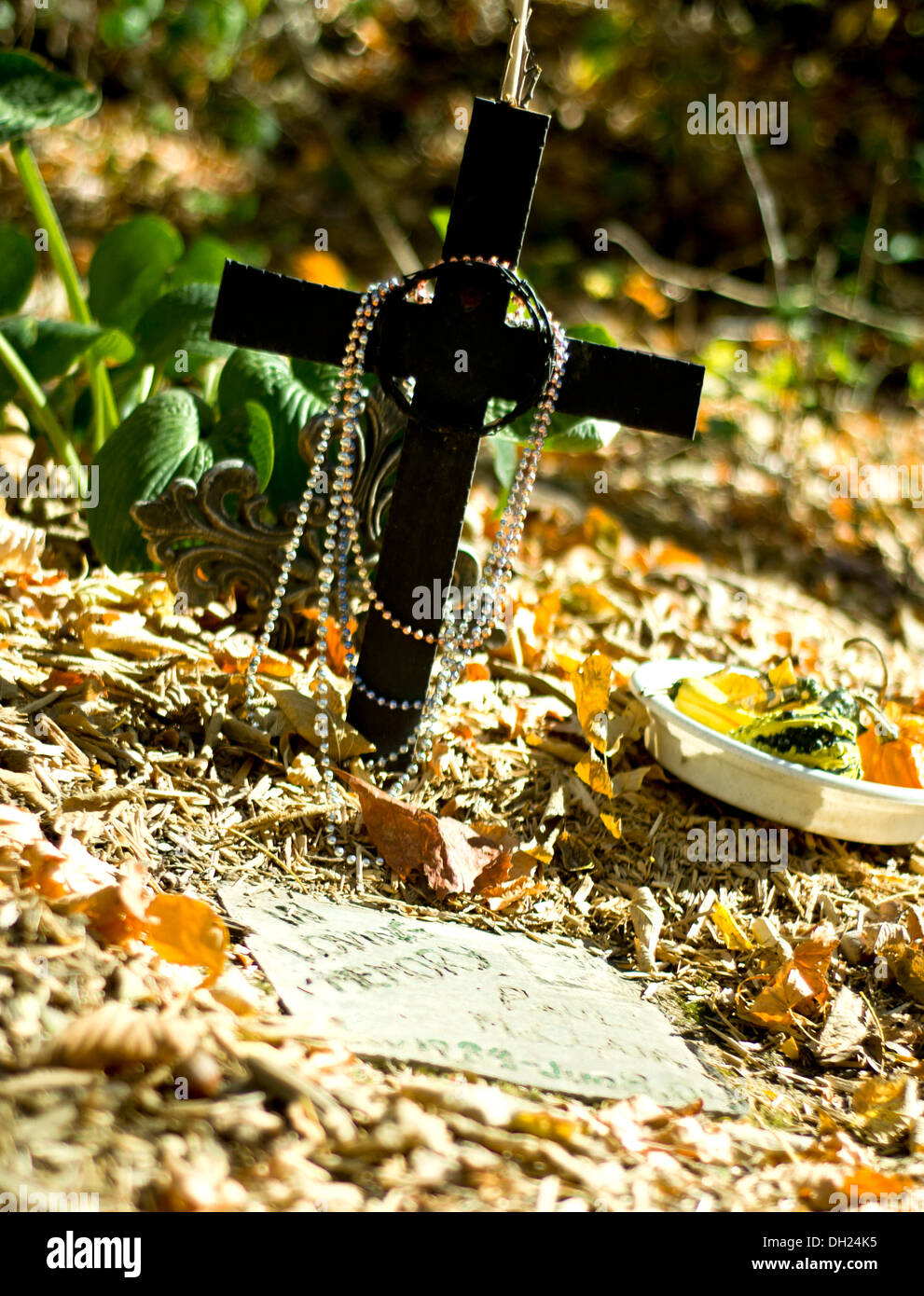 Grief monument hi-res stock photography and images - Alamy