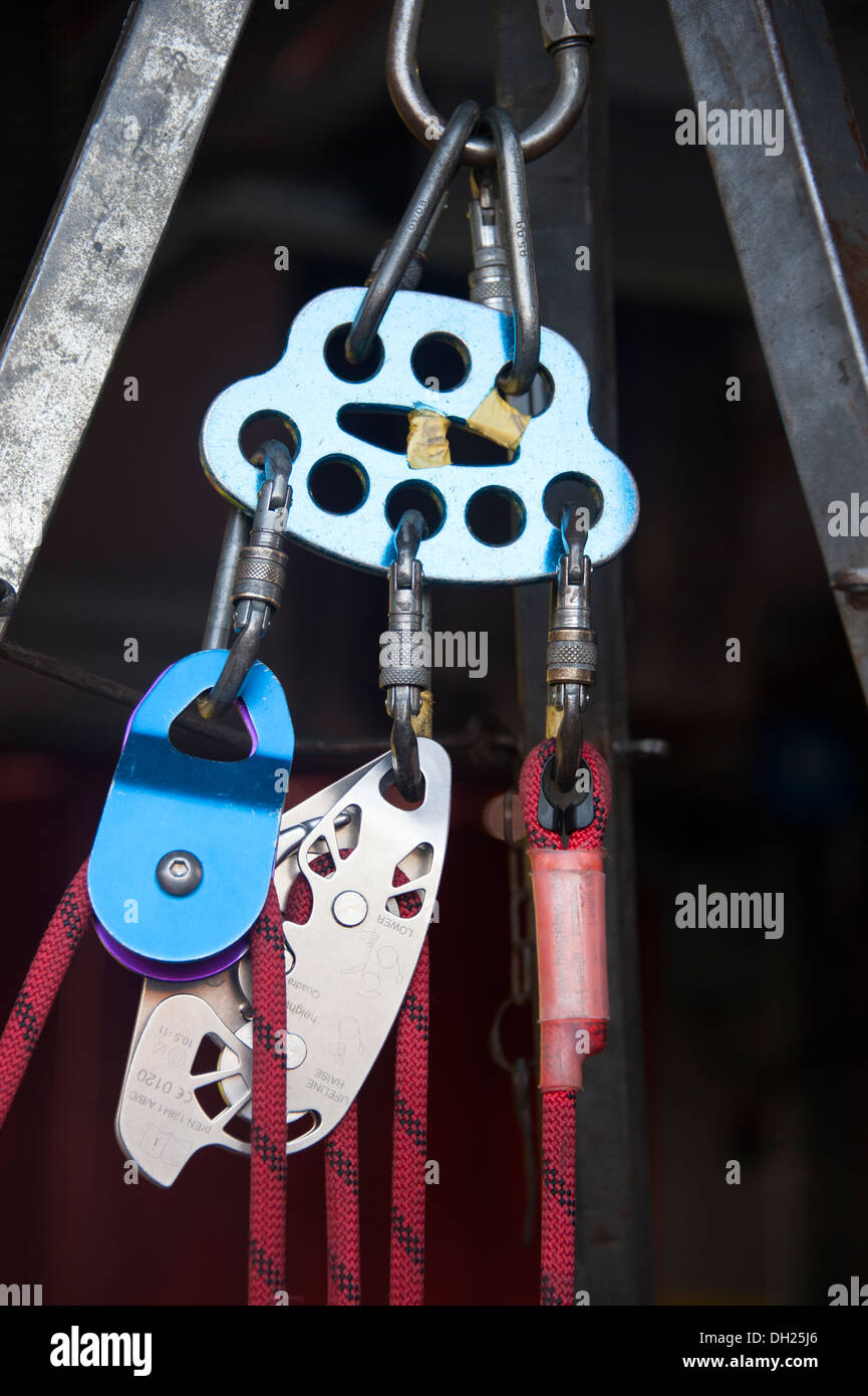 Rope access hi-res stock photography and images - Alamy