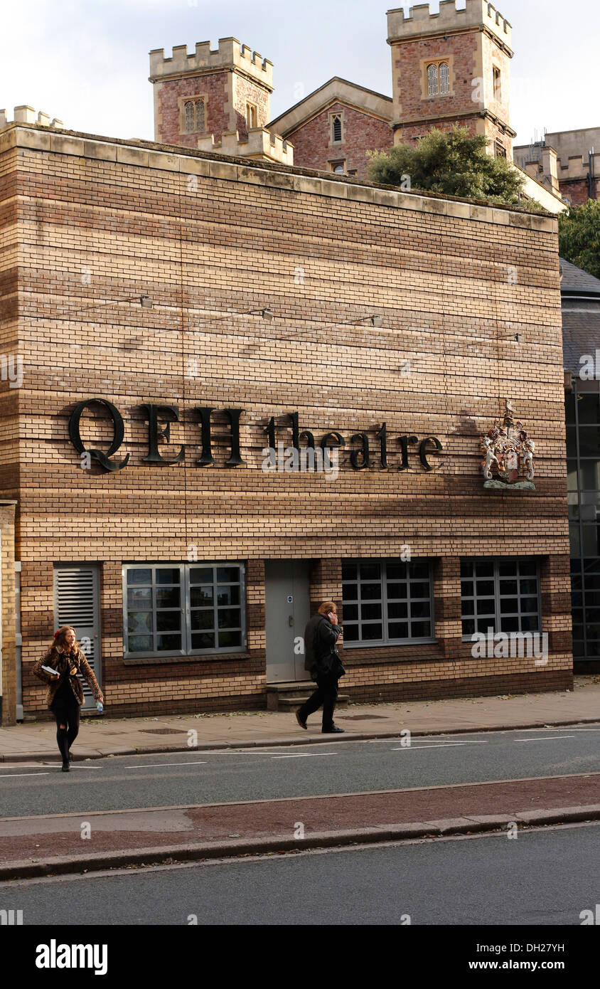 The qeh hi-res stock photography and images - Alamy