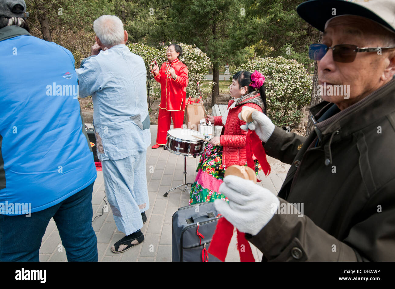 Funny performance in Jingshan Park, Beijing, China Stock Photo - Alamy