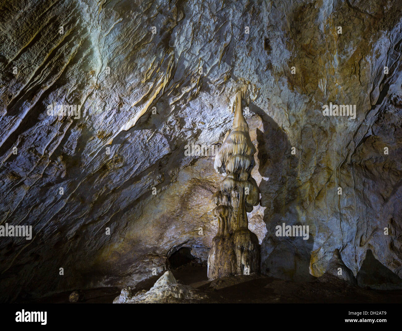 Into the cave Stock Photo - Alamy