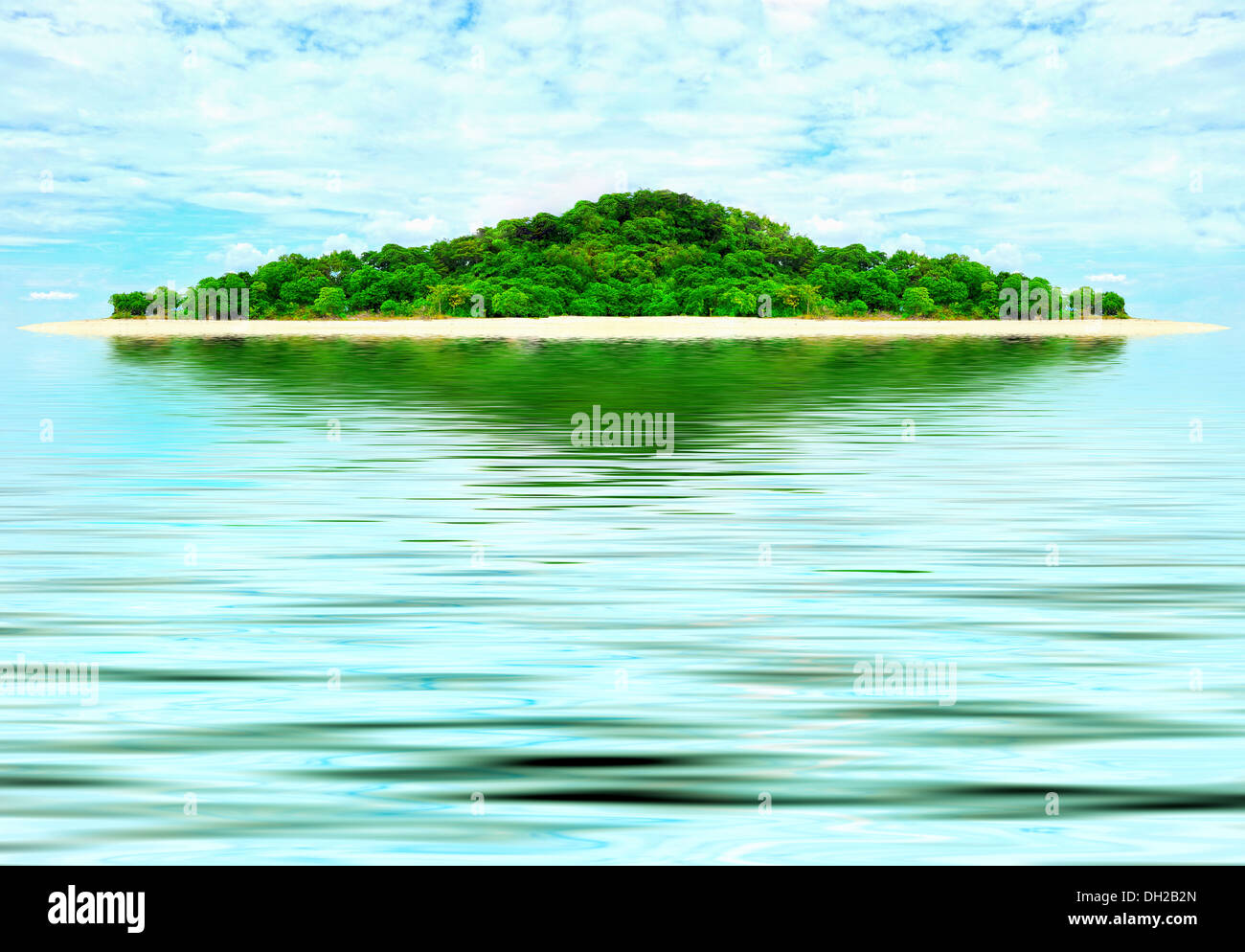 Sunny tropical beach on the island Stock Photo - Alamy