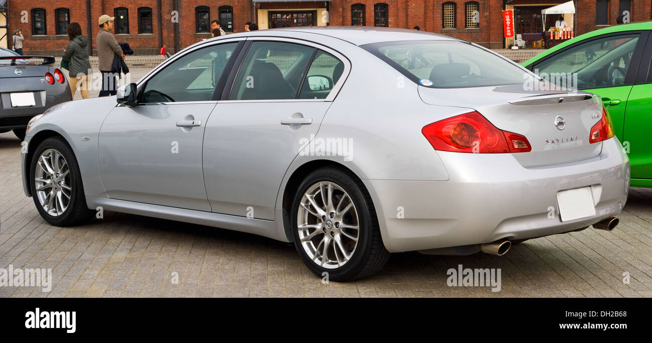 The 2007 Nissan V36 Skyline Sedan is a luxury car from the Japanese ...
