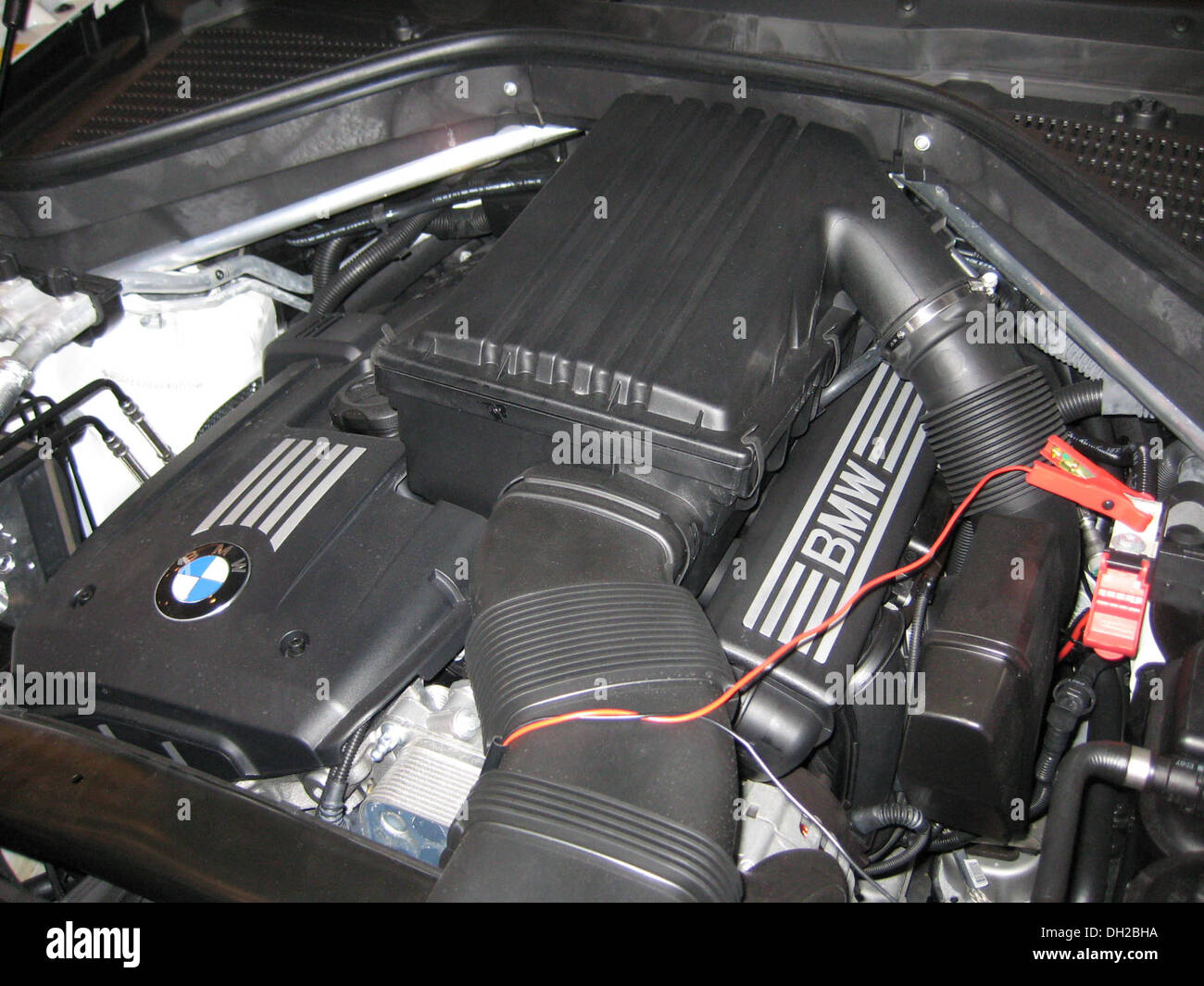 Bmw 02 hi-res stock photography and images - Alamy