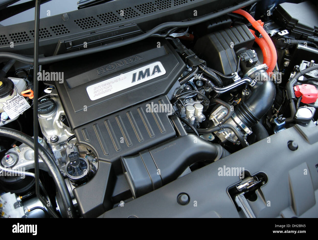 The Honda Hybrid System 01 is a hybrid powertrain technology developed ...