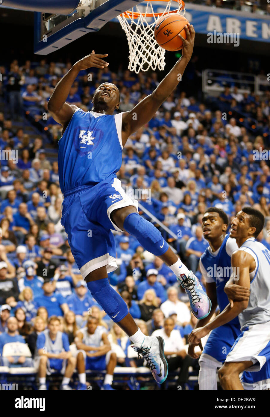 University of kentucky lexington basket hi-res stock photography and ...