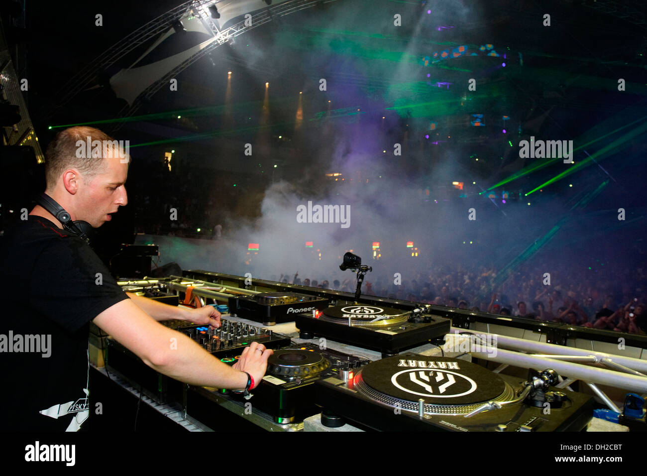 DJ Felix Kroecher, techno festival Mayday 2010 in the Westfalenhalle ...