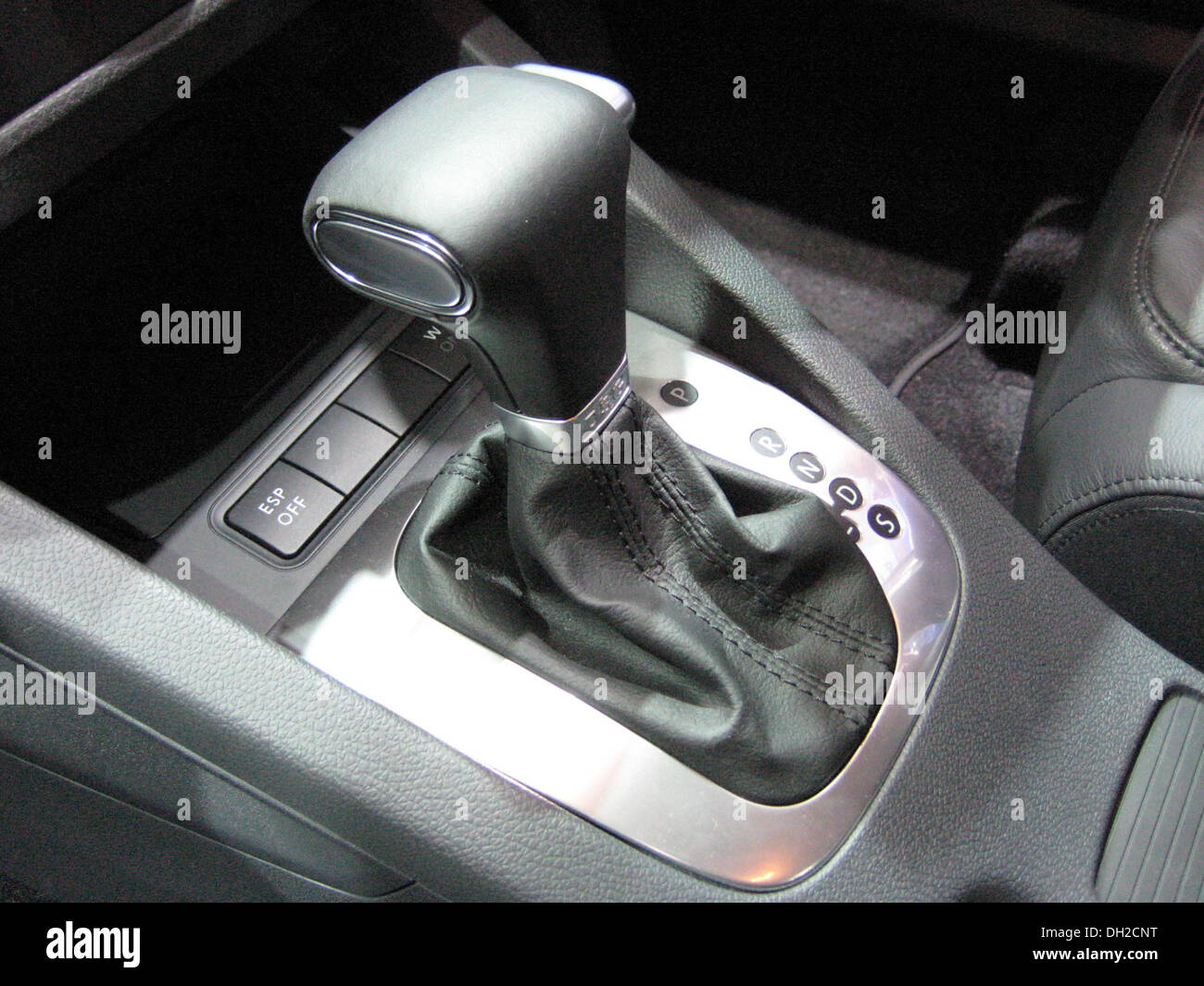 The Volkswagen 6-Speed DSG is a dual-clutch transmission system that ...
