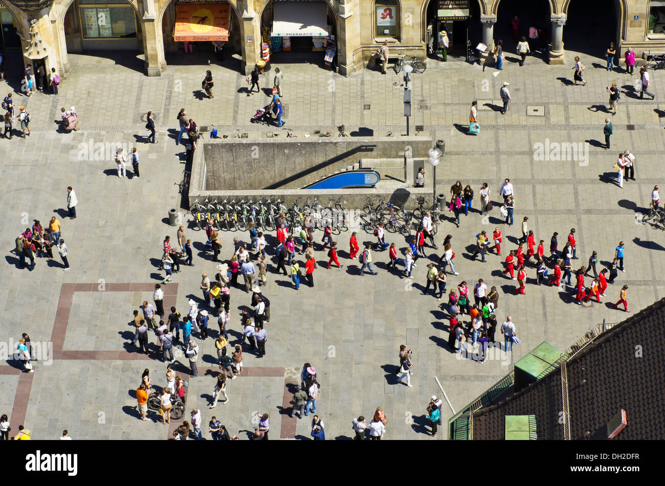 Point square hi-res stock photography and images - Alamy