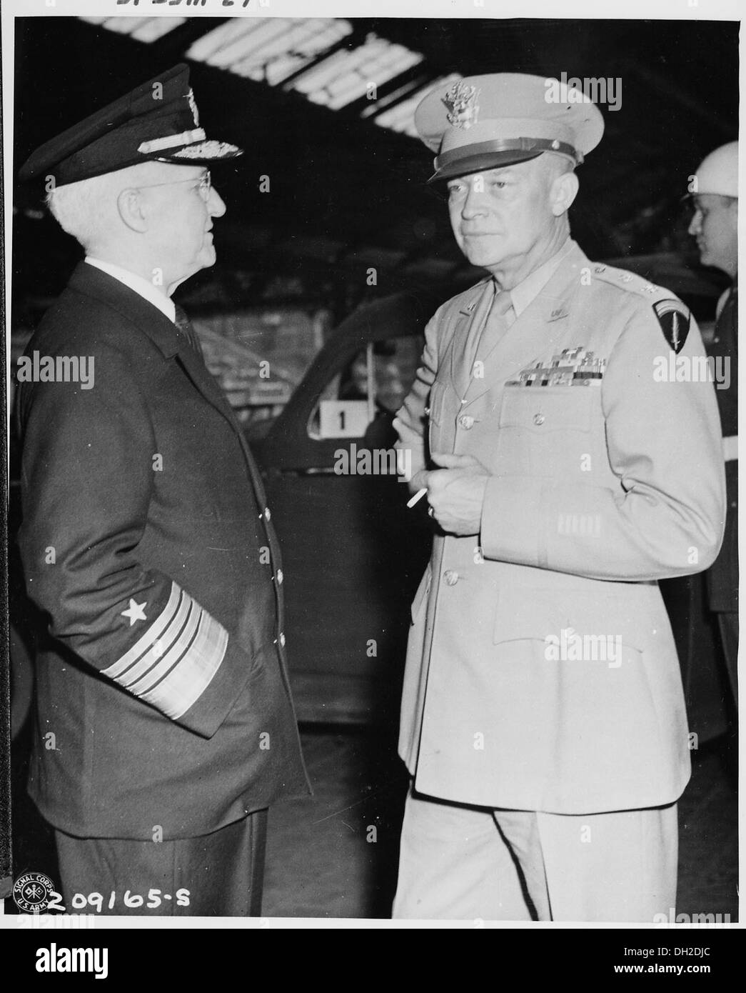 Gen dwight eisenhower hi-res stock photography and images - Alamy