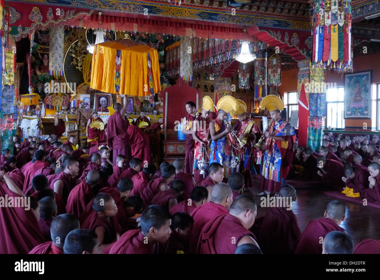 Nepal Tibetan Buddhist monastery at Copan, Kathmandu Stock Photo - Alamy