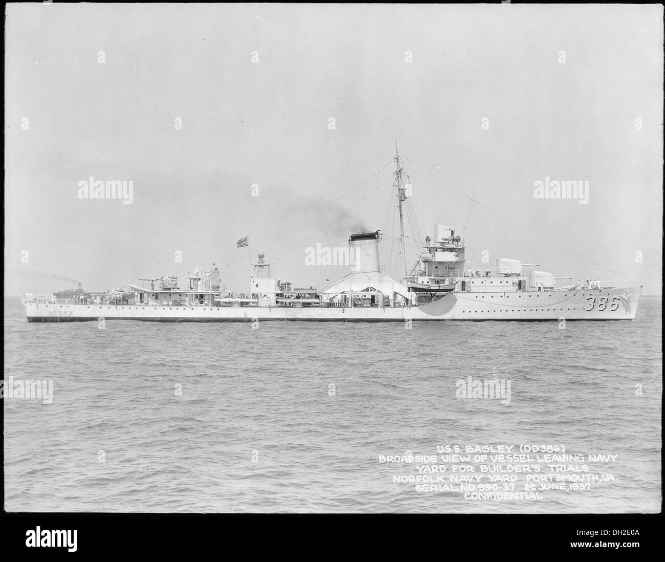Naval ship architecture Black and White Stock Photos & Images - Alamy