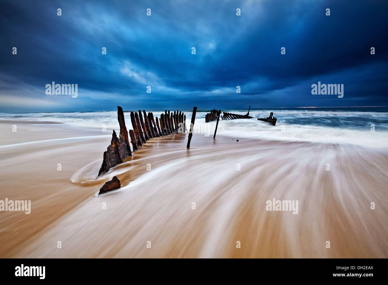 SS Dicky Shipwreck Stock Photo - Alamy