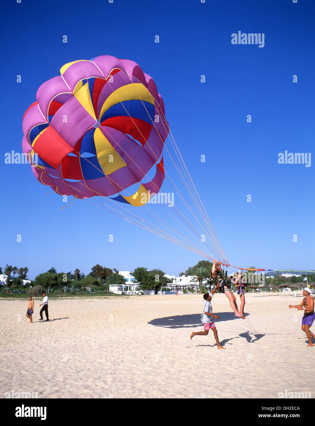 Parascending ride hi-res stock photography and images - Alamy