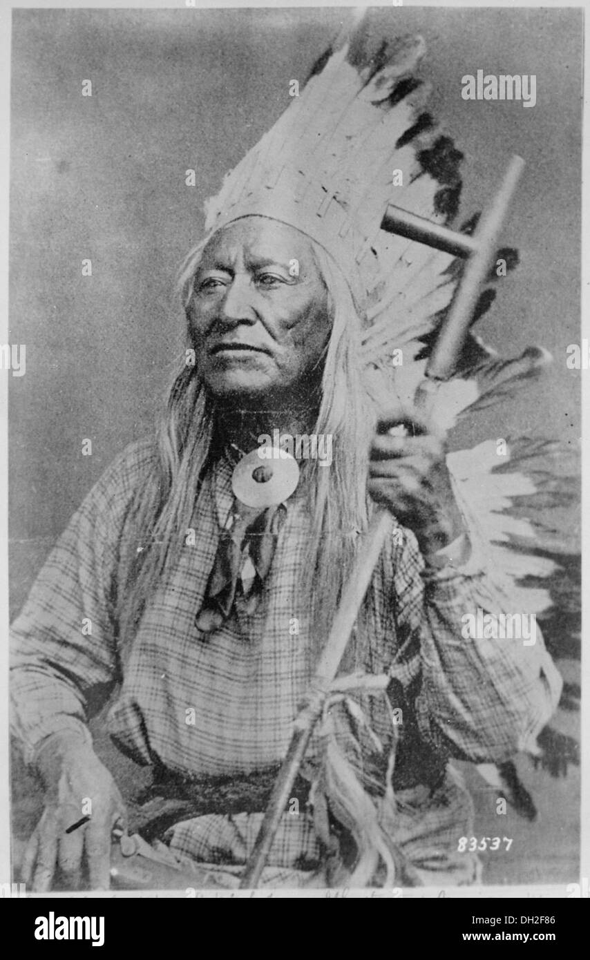 A shoshoni chief hi-res stock photography and images - Alamy
