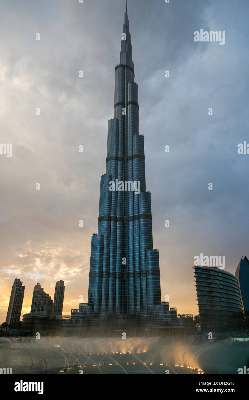 Burj Khalifa at sunset, Dubai, United Arab Emirates Stock Photo - Alamy