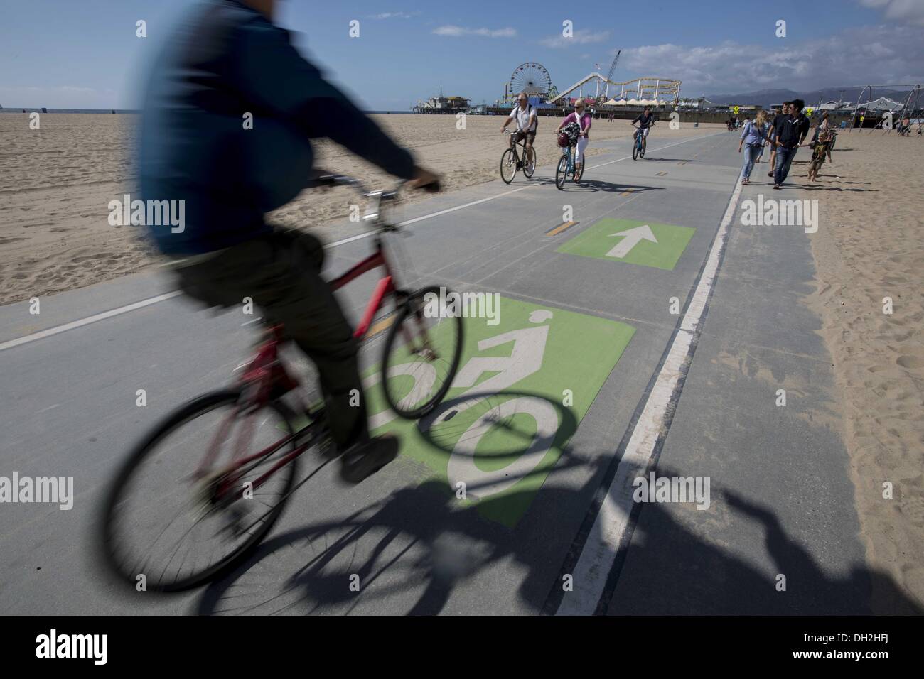 South bay bicycle trail santa monica hi-res stock photography and ...