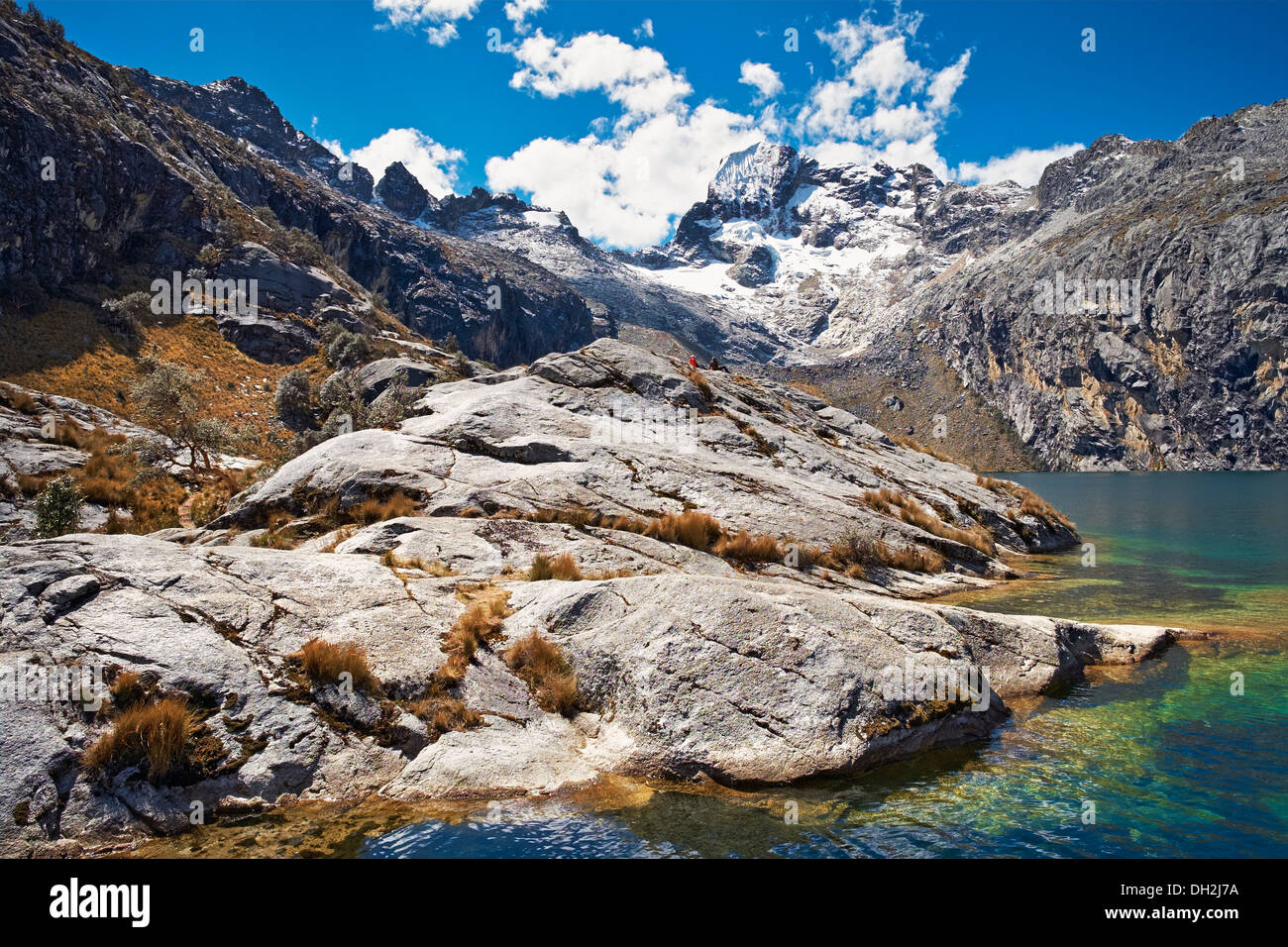 Nev Churup Summit and Laguna, Huascaran National Park in the Andes ...