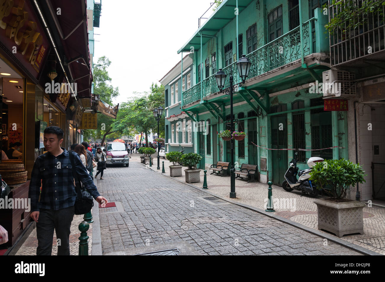 Macau portuguese architecture hi-res stock photography and images - Alamy