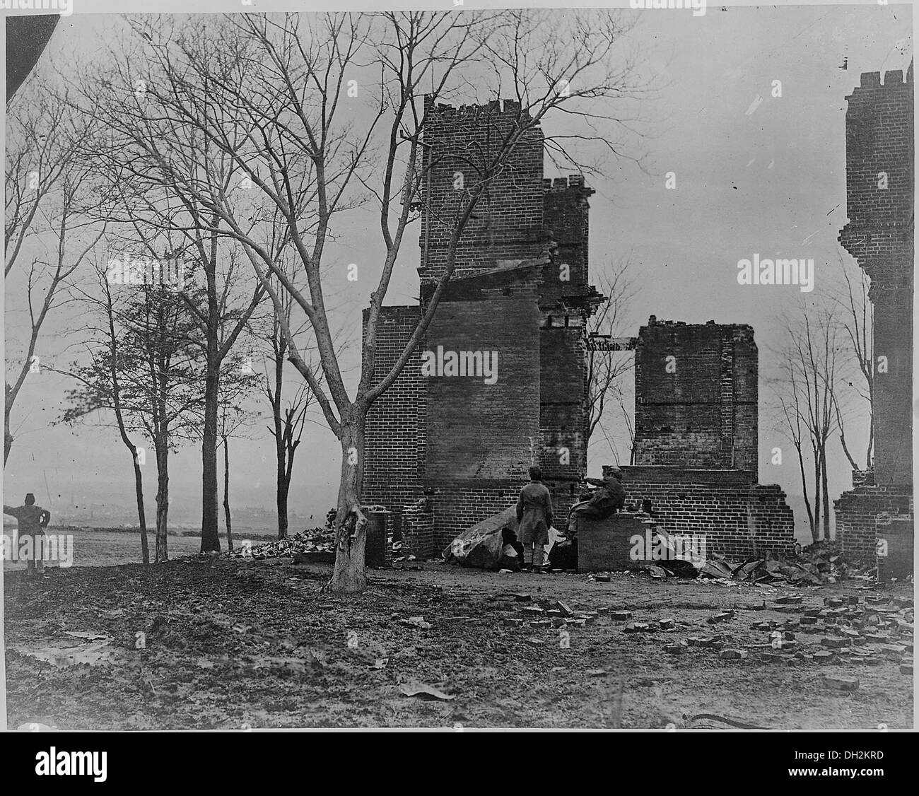 Historic house ruins Black and White Stock Photos & Images - Alamy